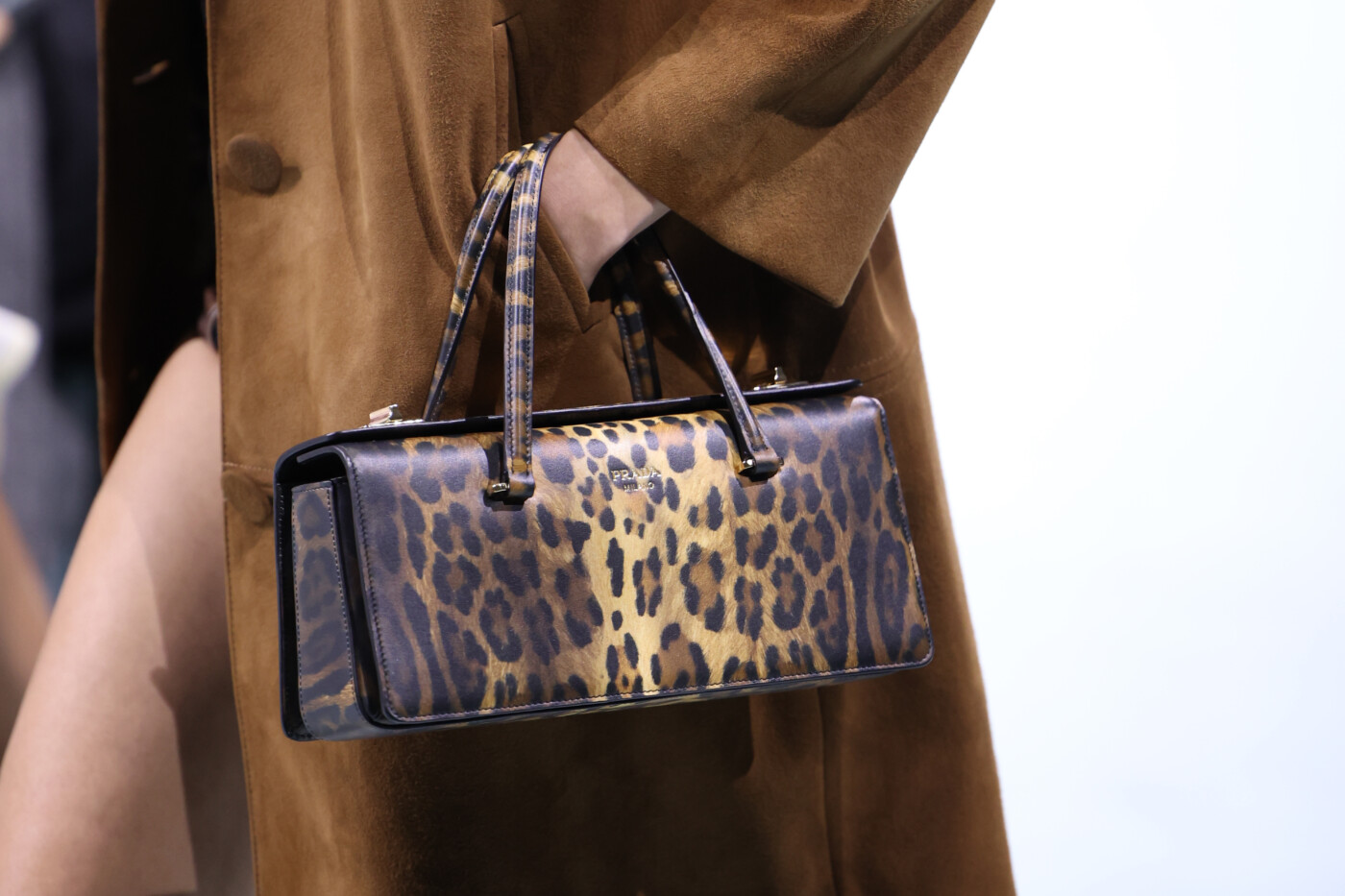 Módní kabelky na jaro a léto 2025